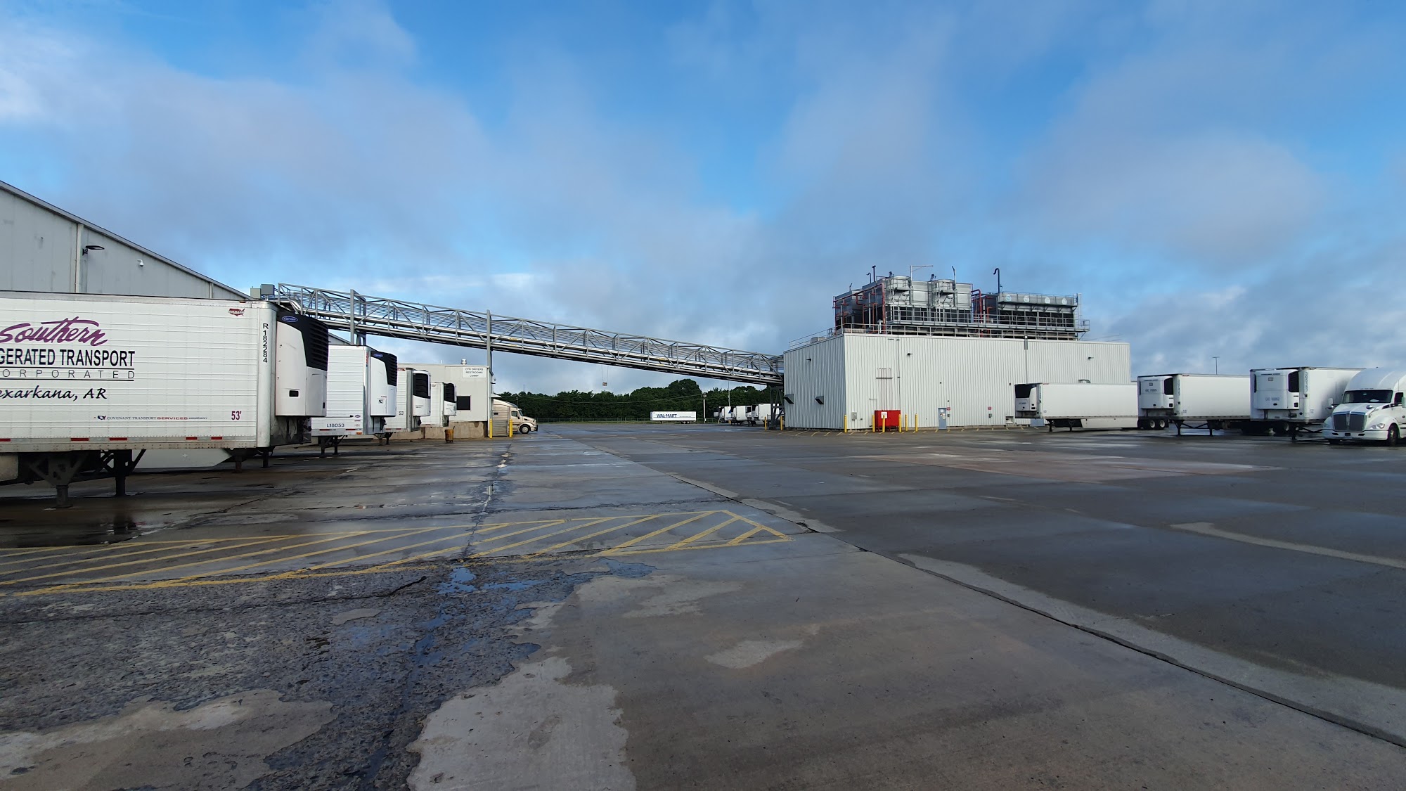 WALMART DISTRIBUTION CENTER - Clarksville AR - Hours, Directions ...