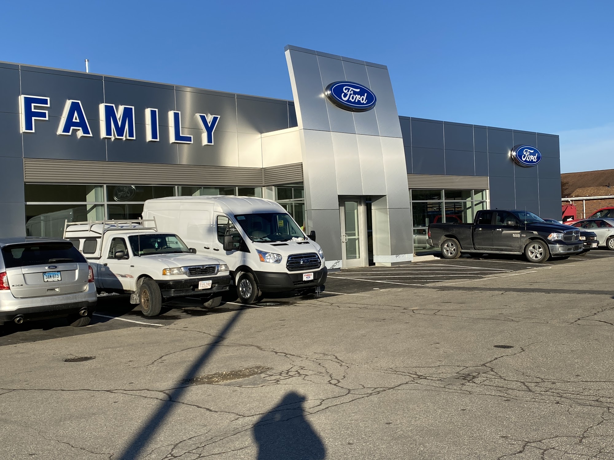 FAMILY FORD OF ENFIELD - Enfield CT - Hours, Directions, Reviews ...