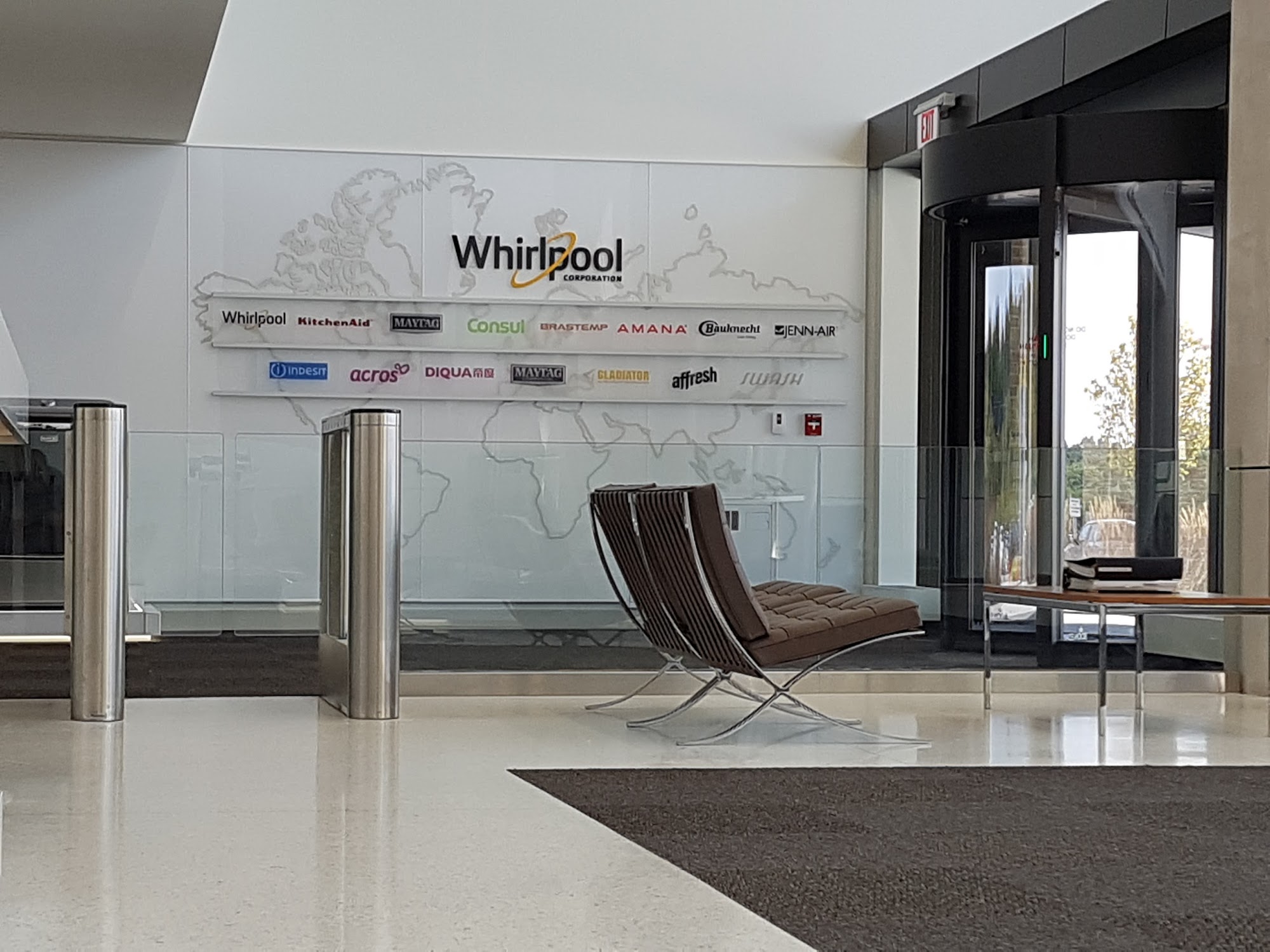 WHIRLPOOL CORPORATION GLOBAL HEADQUARTERS - Benton Harbor MI - Hours ...