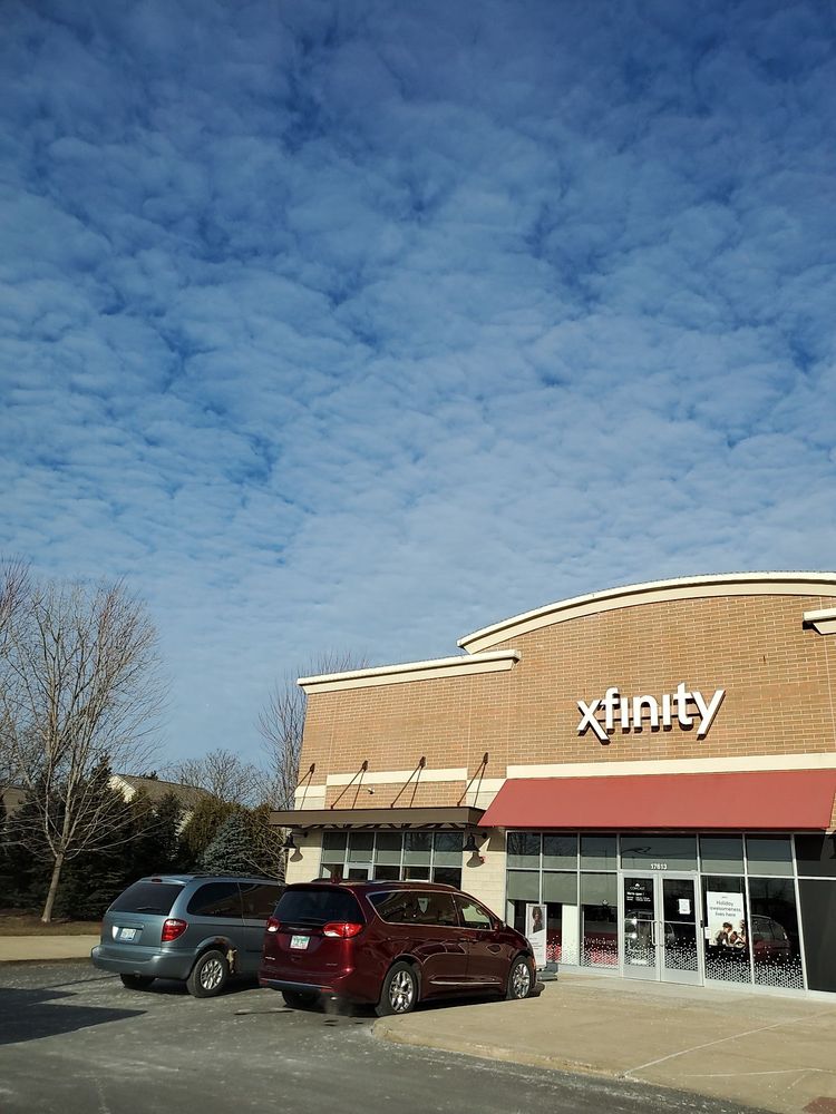 XFINITY STORE BY COMCAST - 14209 Hall Rd, Shelby MI - Hours, Directions ...