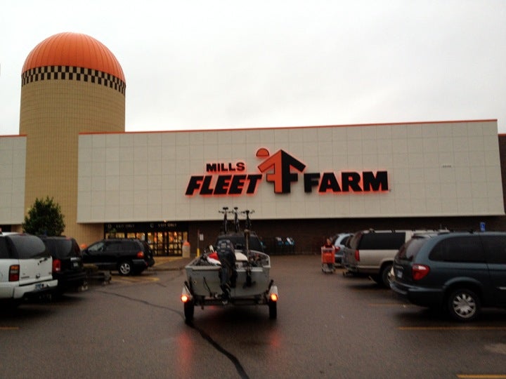 FLEET FARM - Blaine MN - Hours, Directions, Reviews - Loc8NearMe
