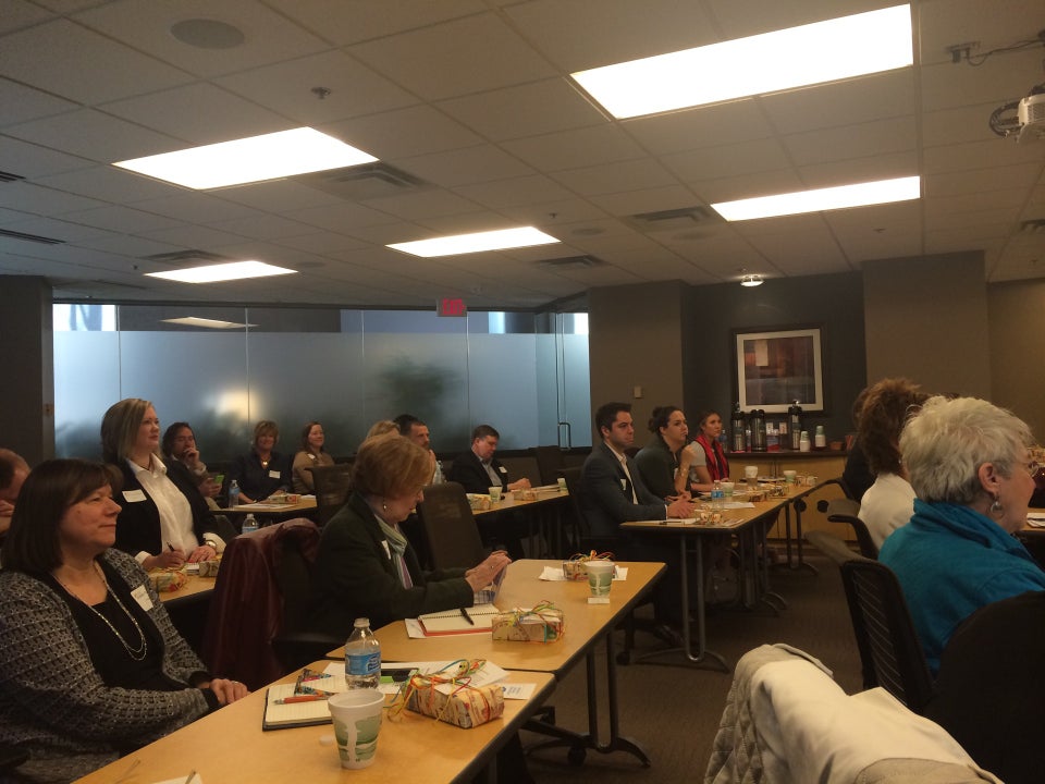 BRIDGEWATER BANK CORPORATE OFFICE - St. Louis Park MN - Hours ...