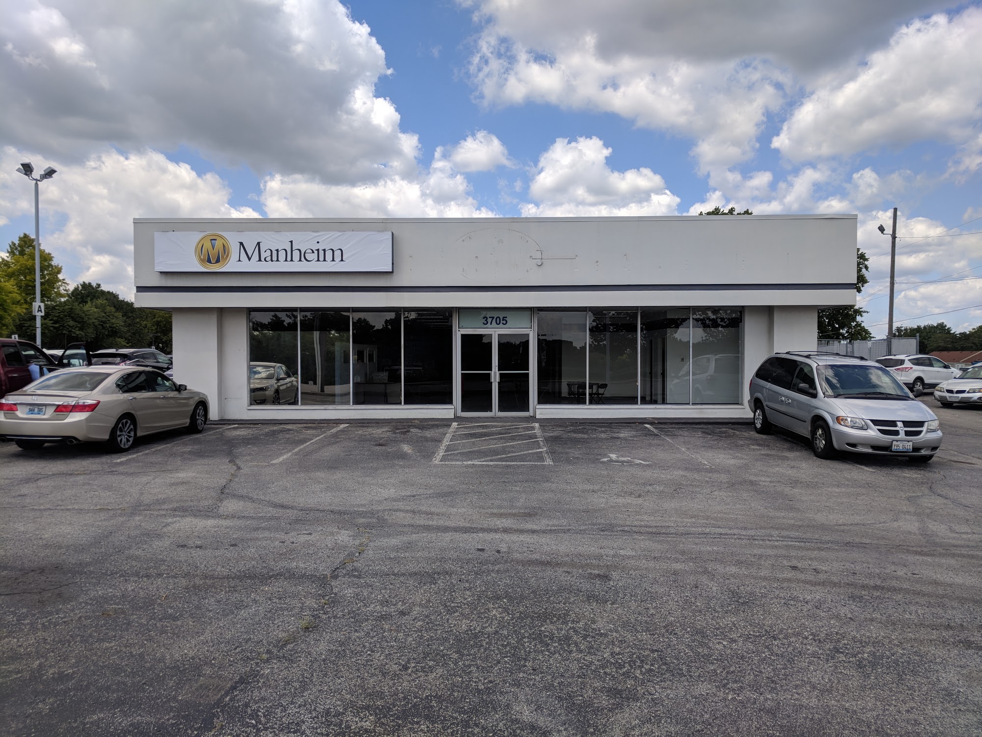 MANHEIM ST. LOUIS - Bridgeton MO - Hours, Directions, Reviews - Loc8NearMe