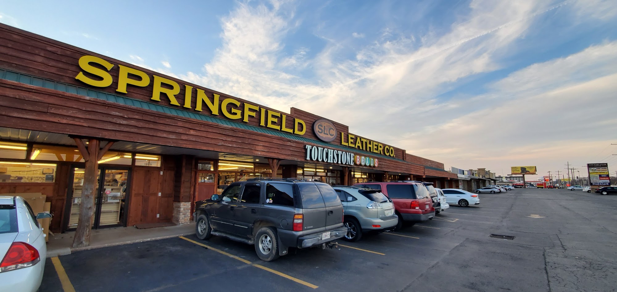 SPRINGFIELD LEATHER CO - Springfield MO - Hours, Directions, Reviews ...