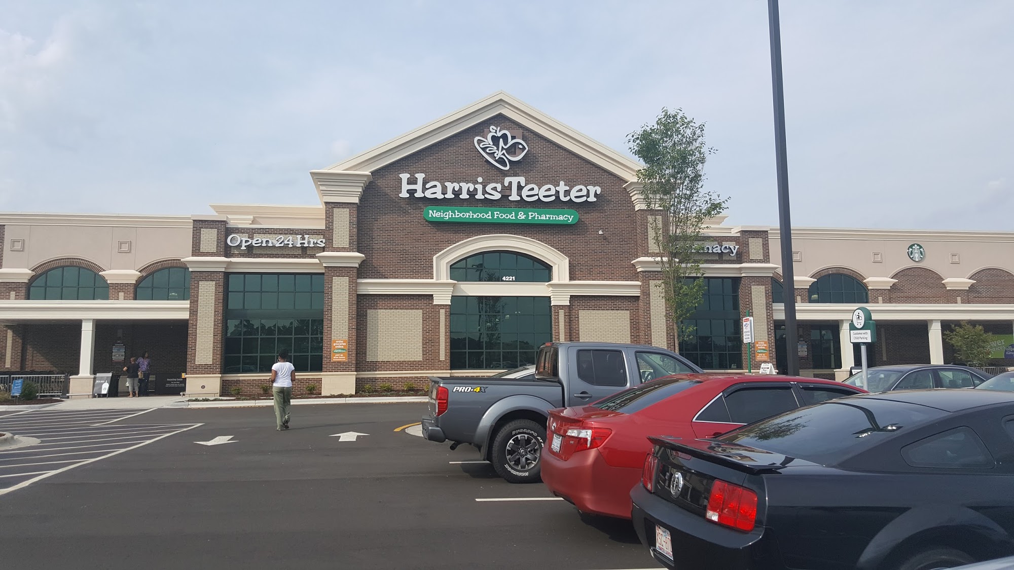 HARRIS TEETER - 4221 Corners Pkwy, Raleigh NC - Hours, Directions ...