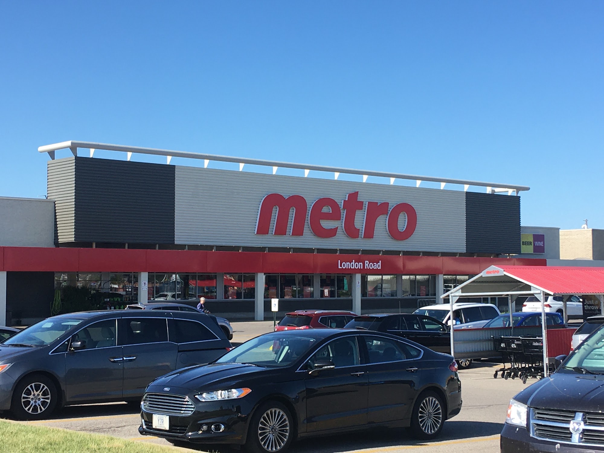 METRO - Sarnia ON - Hours, Directions, Reviews - Loc8NearMe