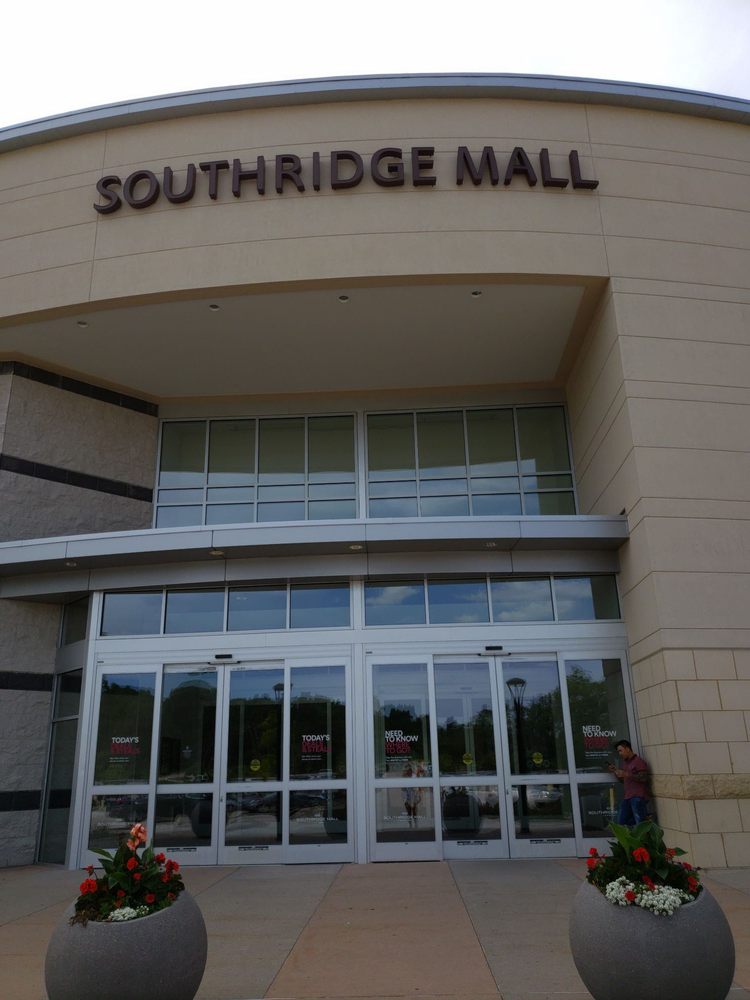SOUTHRIDGE MALL - Greendale WI - Hours, Directions, Reviews - Loc8NearMe